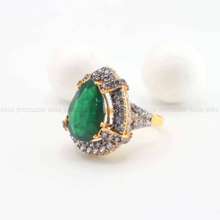 Gold Rings Price in Pakistan (Latest Women Design 22K, 18K)