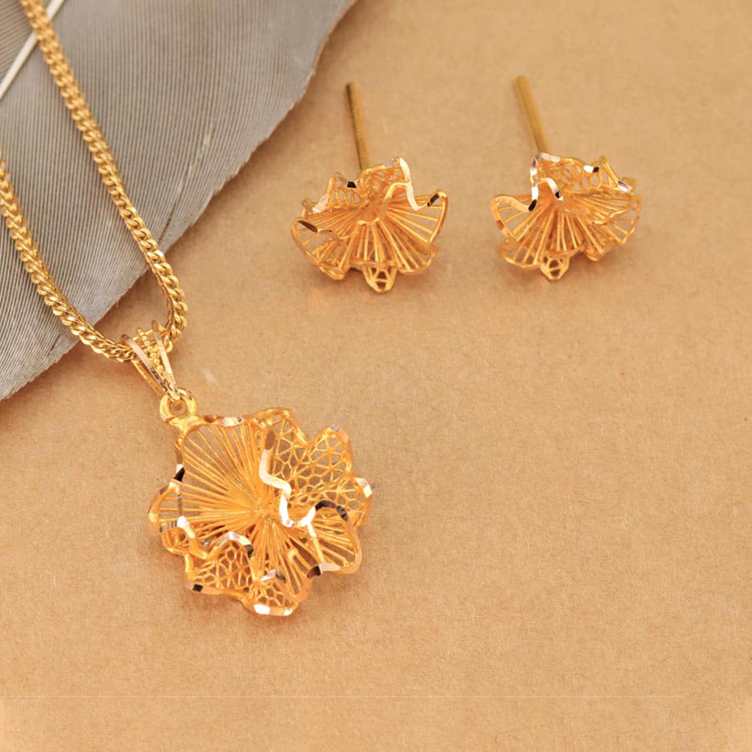 Turkish Gold Locket Set » Raza Jewellers